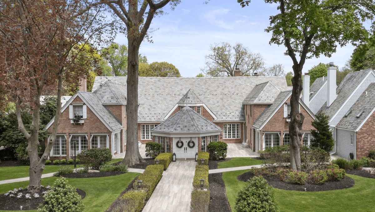 Miracle Mop Inventor Joy Mangano Lists Long Island Home for $20 Million ...