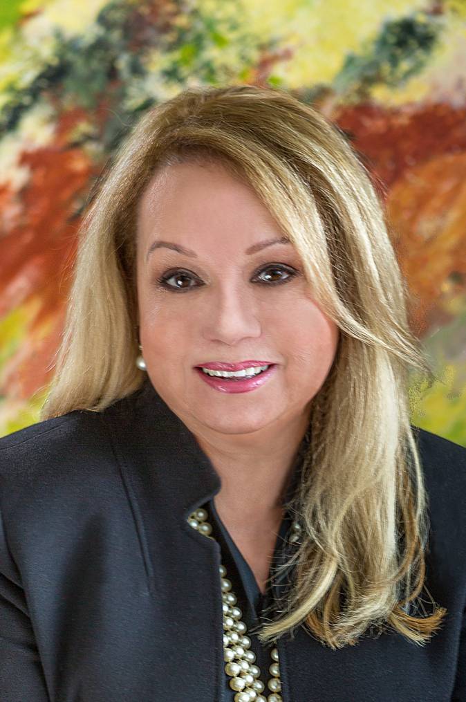 Wendy Jackson - Managing Director Madrid, Licensed Associate Real ...