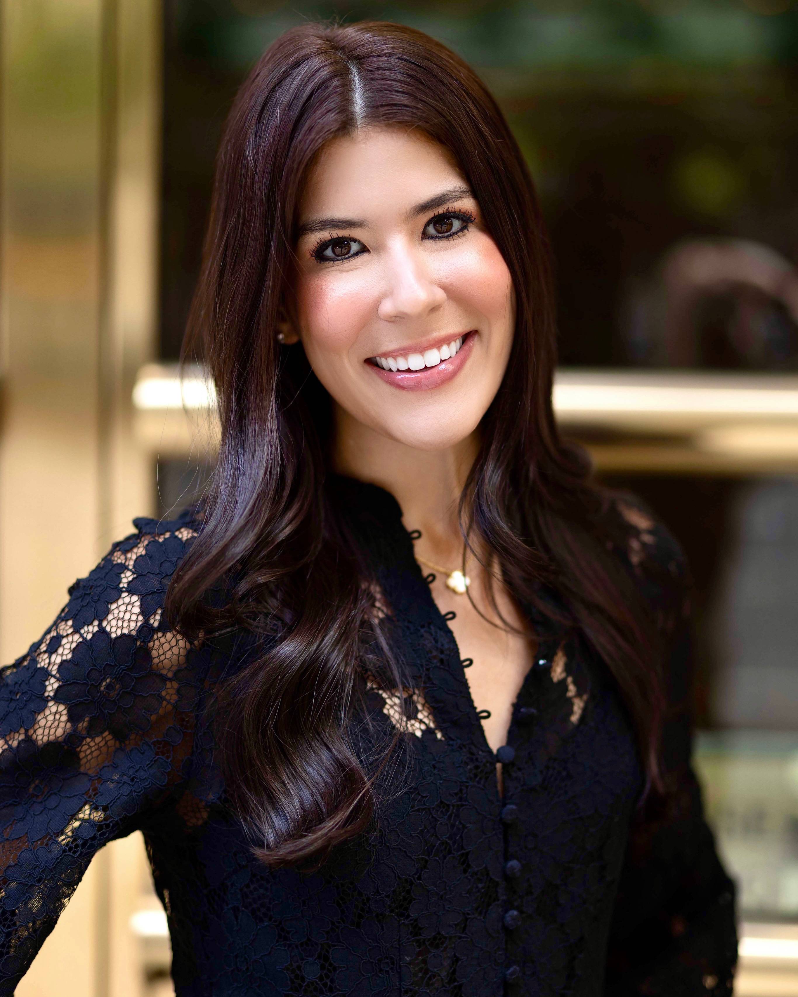 Amanda Rojas Licensed Real Estate Broker | Nest Seekers