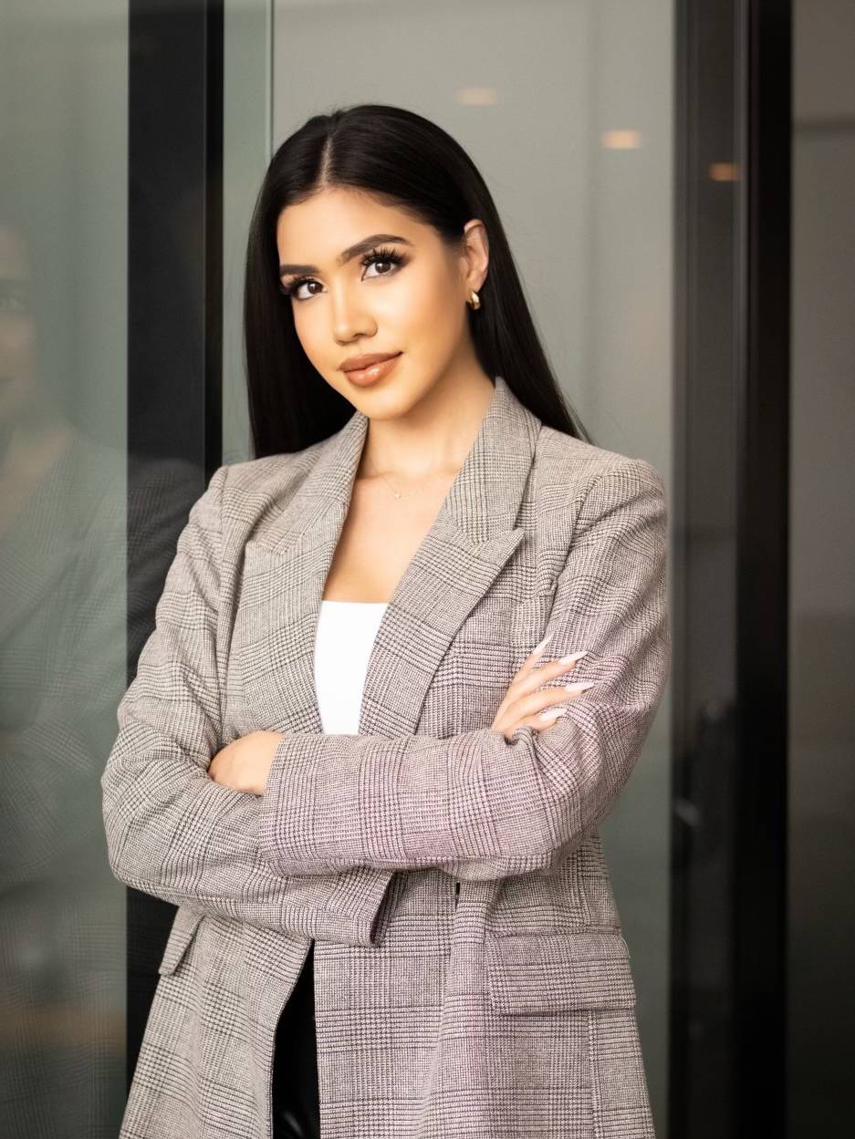 Jessica Estrada Licensed Real Estate Broker Nest Seekers