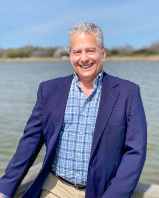 Tom Ratcliffe - Licensed Real Estate Salesperson | licensed as "Thomas ...