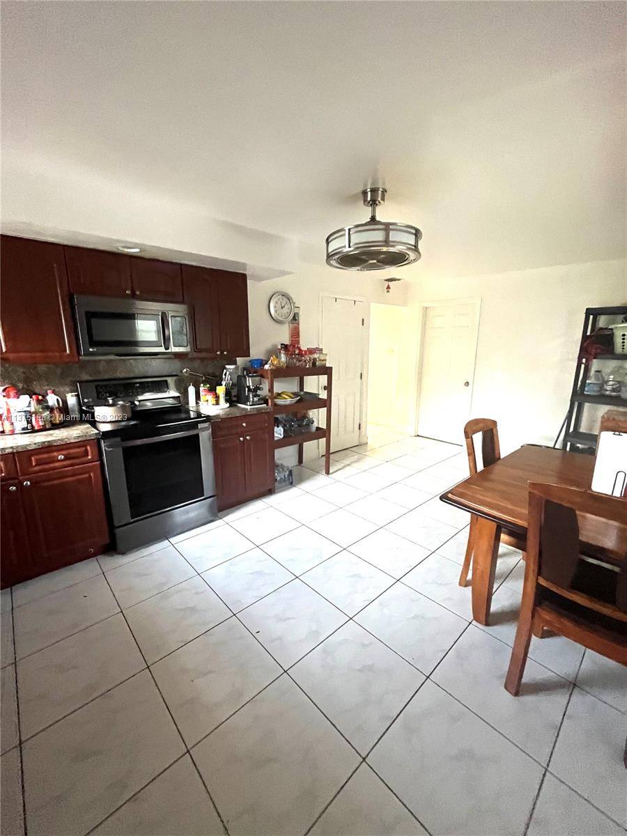 256 NW 82nd Ter, Miami, FL, 33150 | Nest Seekers | Nest Seekers