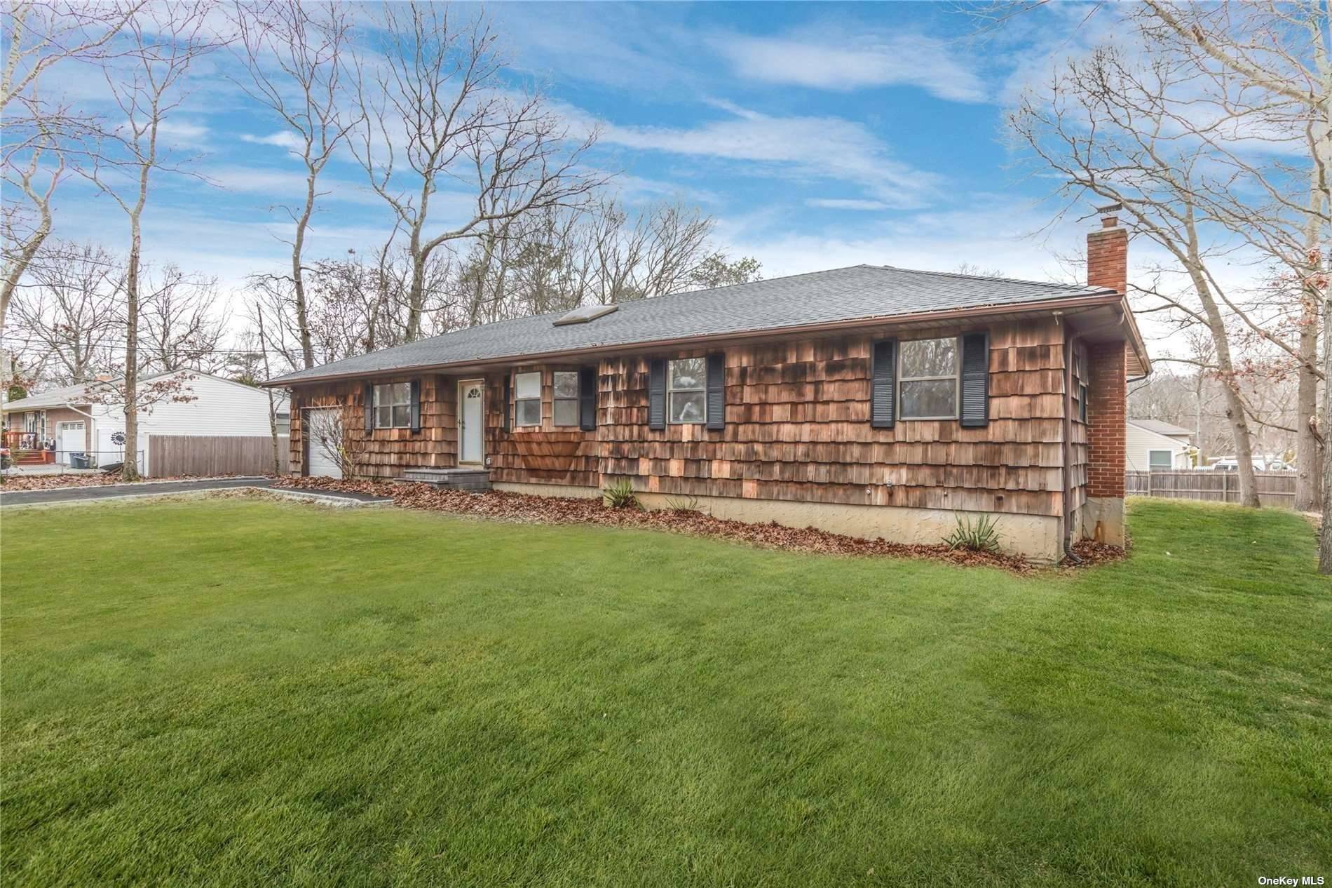 31 Dawn Drive, Shirley, NY, 11967 | Nest Seekers | Nest Seekers