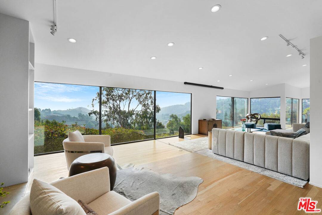 3214 Tareco Dr, Los Angeles, CA, 90068 | Nest Seekers | Nest Seekers