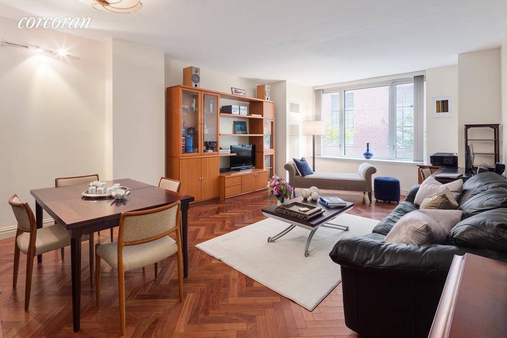 90 East End Avenue 3C, New York, NY, 10028 | Nest Seekers | Nest Seekers