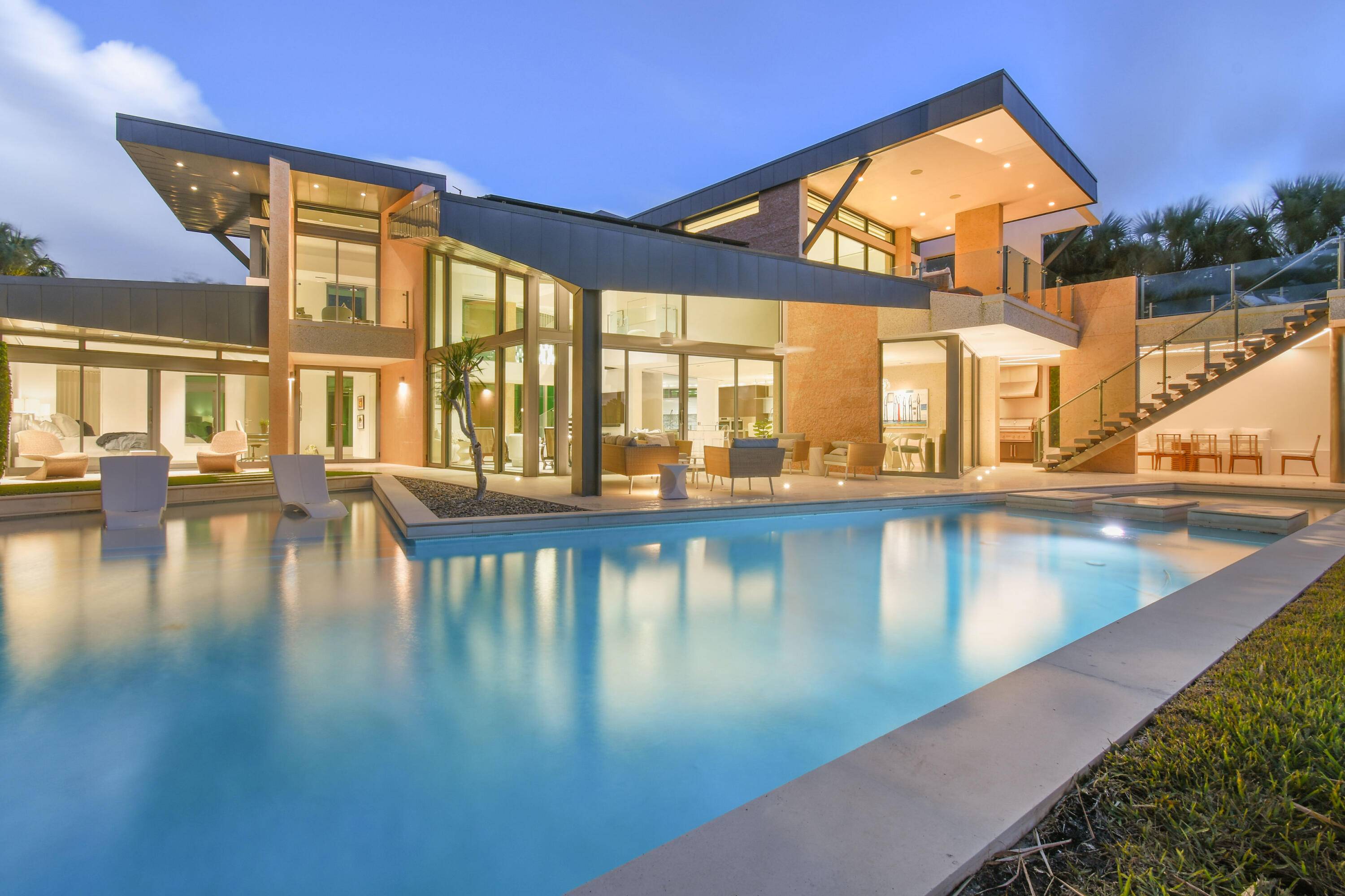 100 Lighthouse Drive, Jupiter Inlet Colony, FL, 33469 | Nest Seekers ...