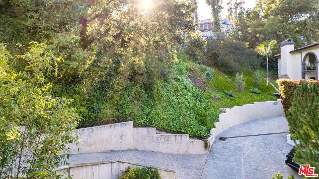 10532 Isadora Ln, Los Angeles, CA, 90077 | Nest Seekers | Nest Seekers